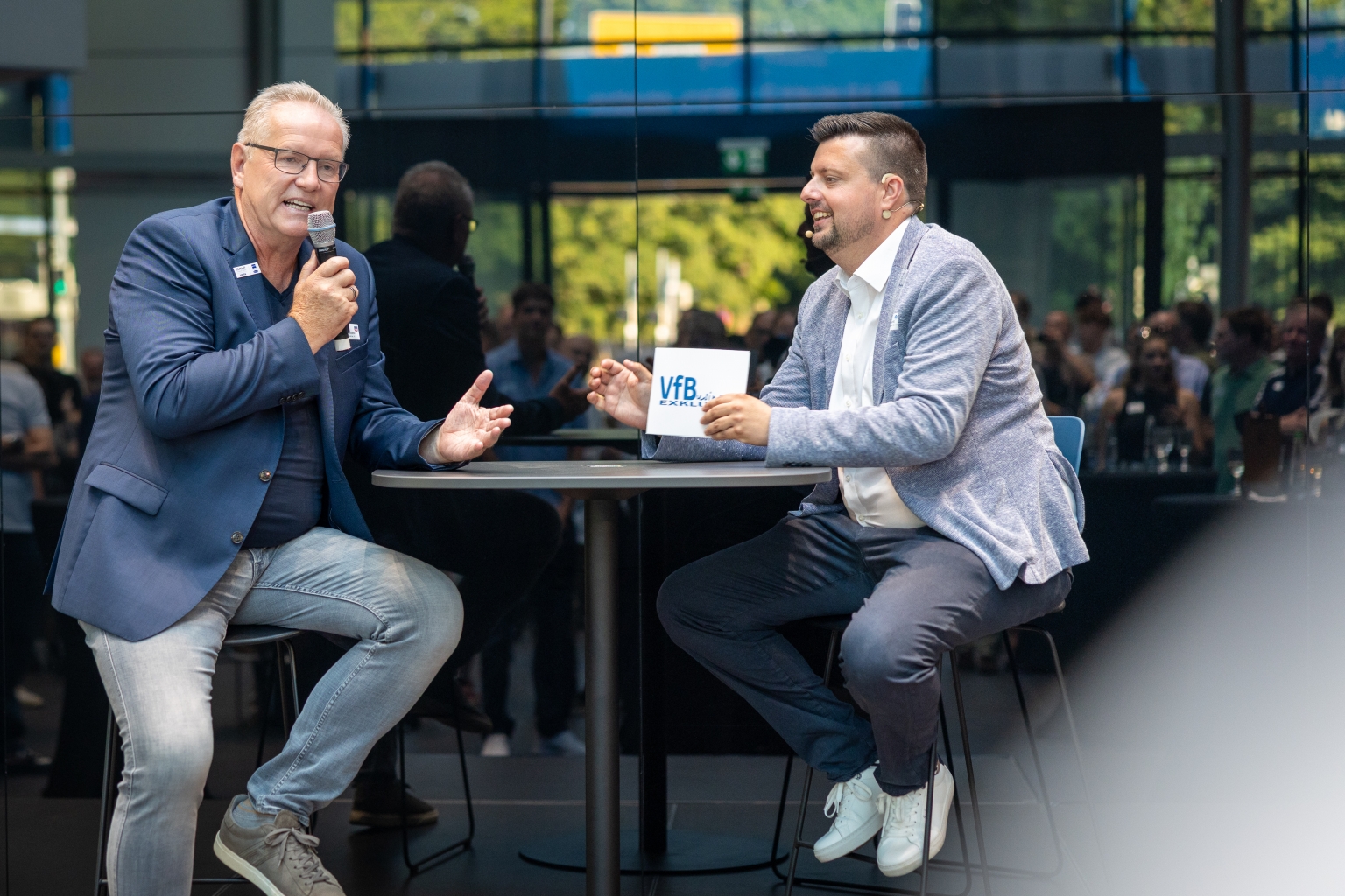 „VfBusiness“ mit Holger Sanwald – Emotionen, Erfolg und ehrliche ...